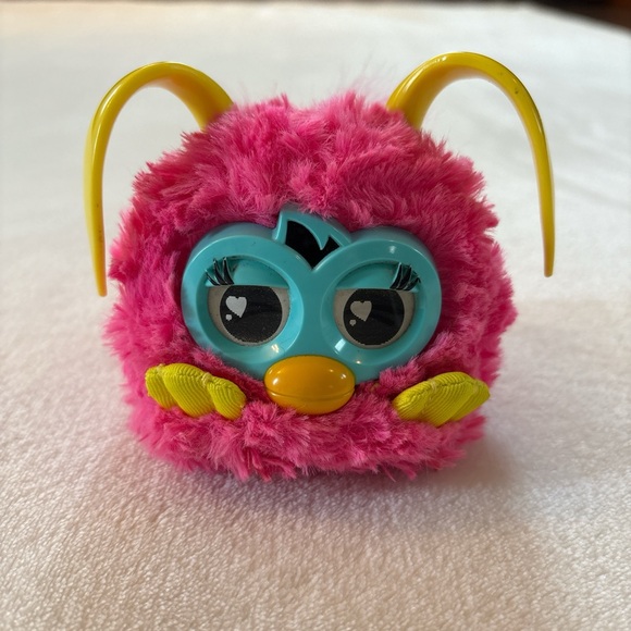 Furby | Toys | 22 Hasbro Furby Loveby Party Rock Hard Plush Not Working ...